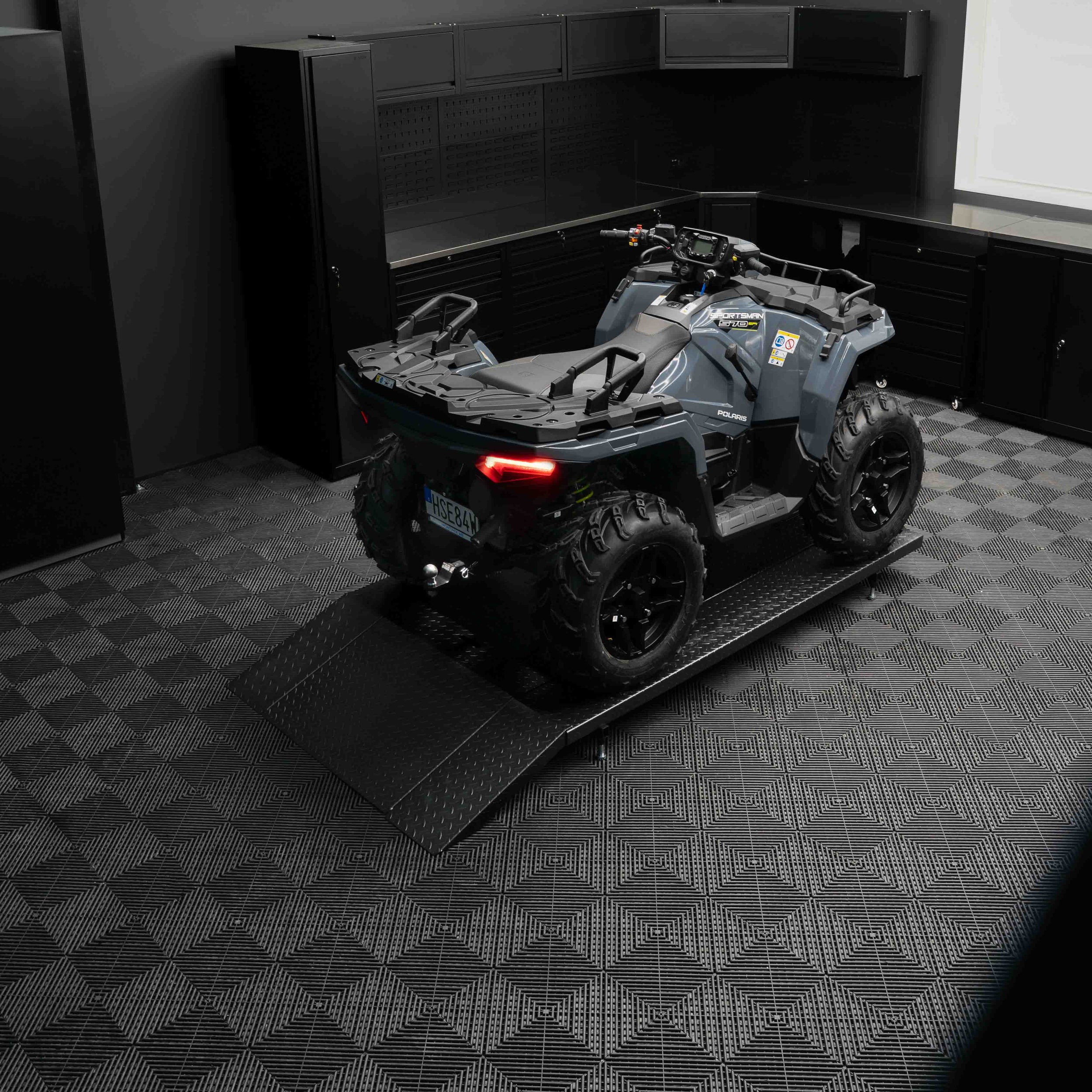 IVON® | Premium Garage Accessories | Web shop